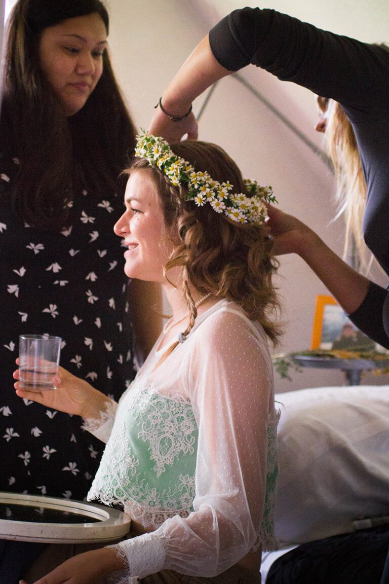 #Schleifenfängerbraut: Laura heiratet im Boho-Zweiteiler in Jena ...